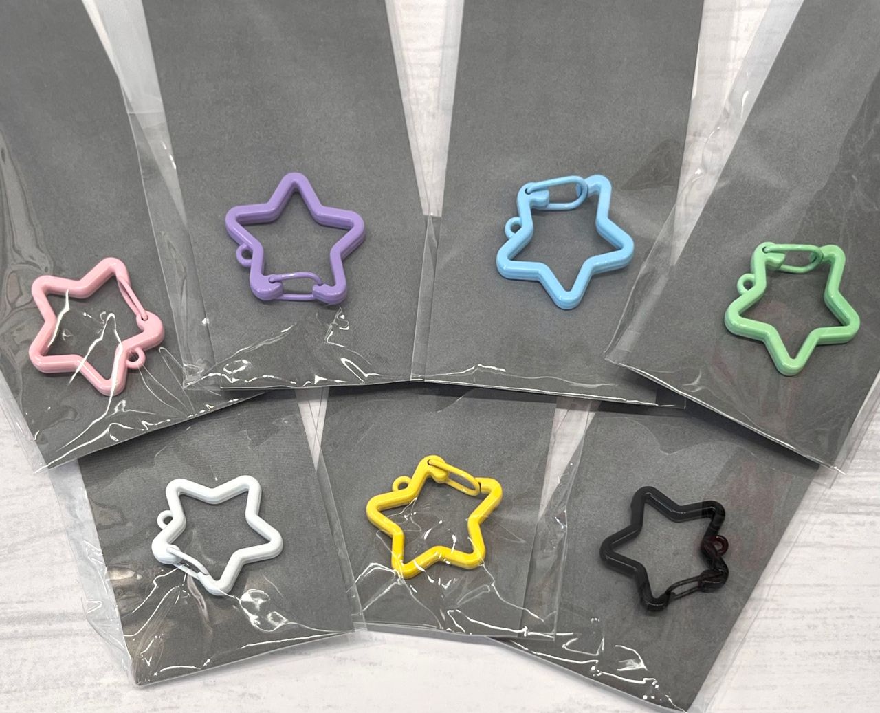 新商品！韓国よりかわいいカラビナ入荷しました！ | 8F 洋裁道具・ミシン・ボタン | 生地、手芸用品のオカダヤ(okadaya)公式ショップブログ