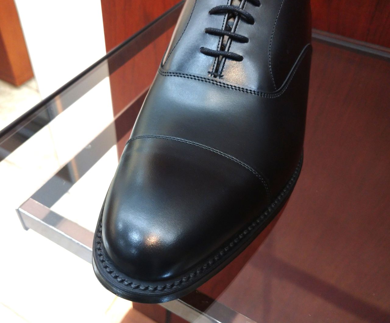 ☆チーニーの靴が入荷しました☆｜Mitsumine｜Staff Blog｜Mitsumine (三峰) オフィシャルサイト