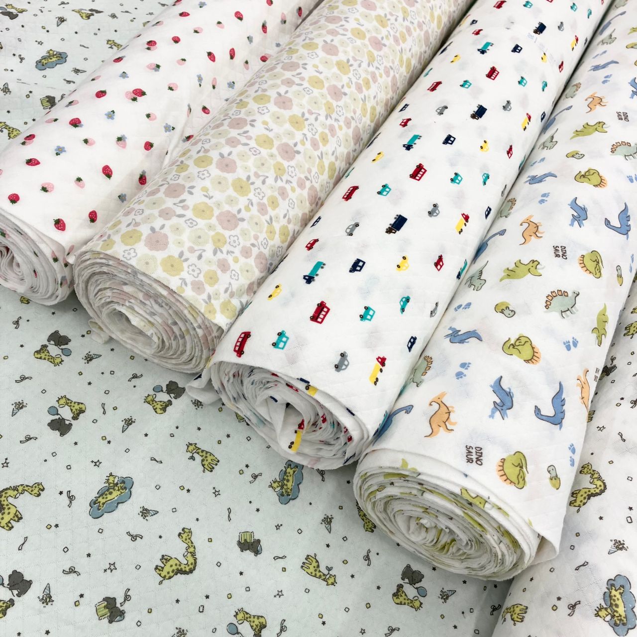 ベビーニットキルト入荷しています | 9F コットン生地・服地・裏地・芯地 | 生地、手芸用品のオカダヤ(okadaya)公式ショップブログ