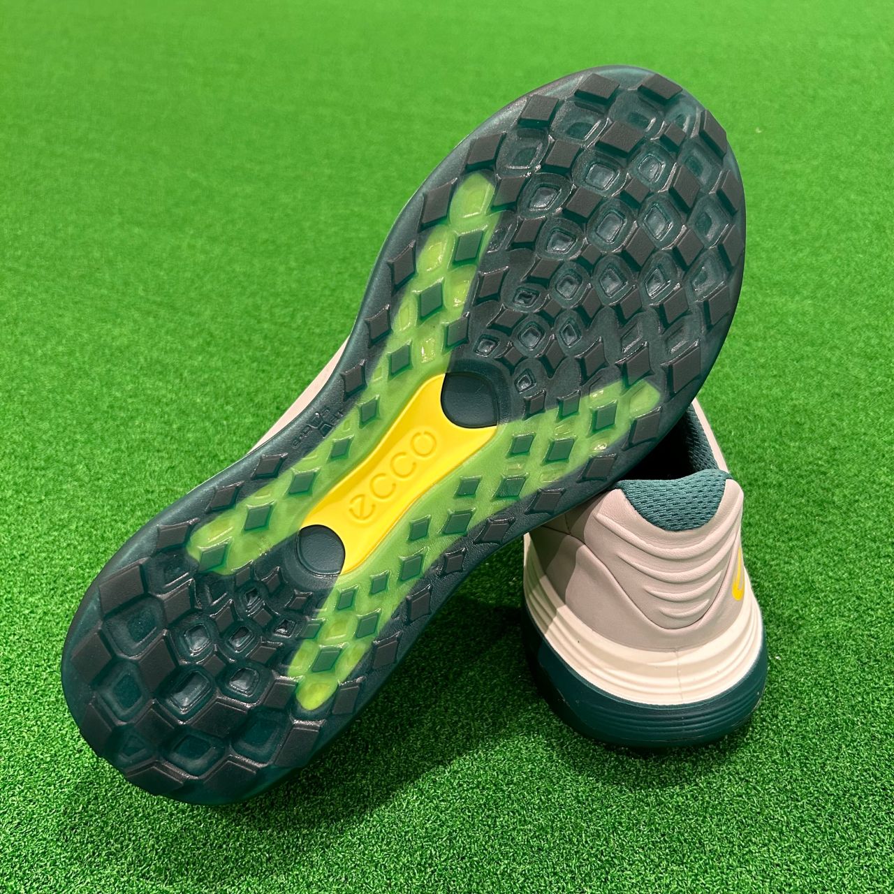 【新作シューズ】ecco新作シューズ入荷！ | ゴルフ5 プレステージ神戸店 | ゴルフ5 / GOLF5 公式ショップブログ