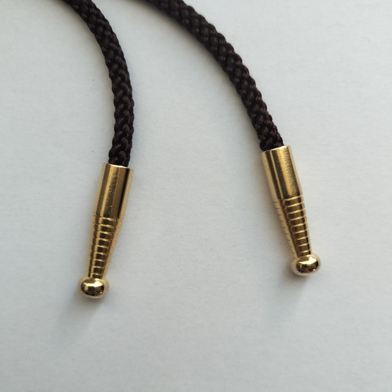 お好きなパーツで簡単！ループタイの作り方 | 8F 洋裁道具・ミシン・ボタン | 生地、手芸用品のオカダヤ(okadaya)公式ショップブログ