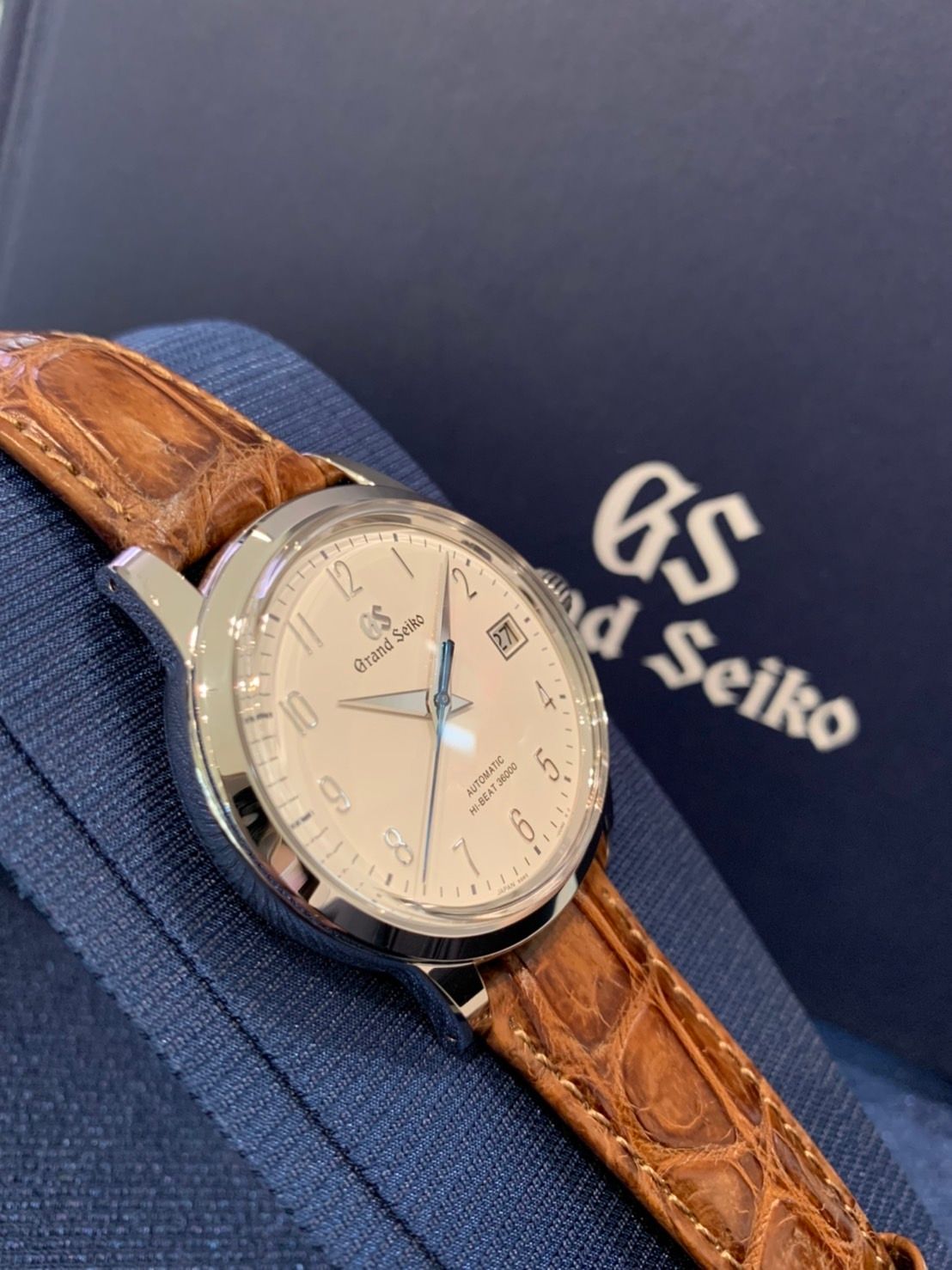 Grand Seiko SBGH213 | 岡山拠点のトミヤコーポレーション公式ショップブログ